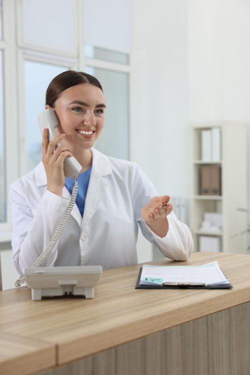Medical Receptionist Job Description: Complete Guide 2025